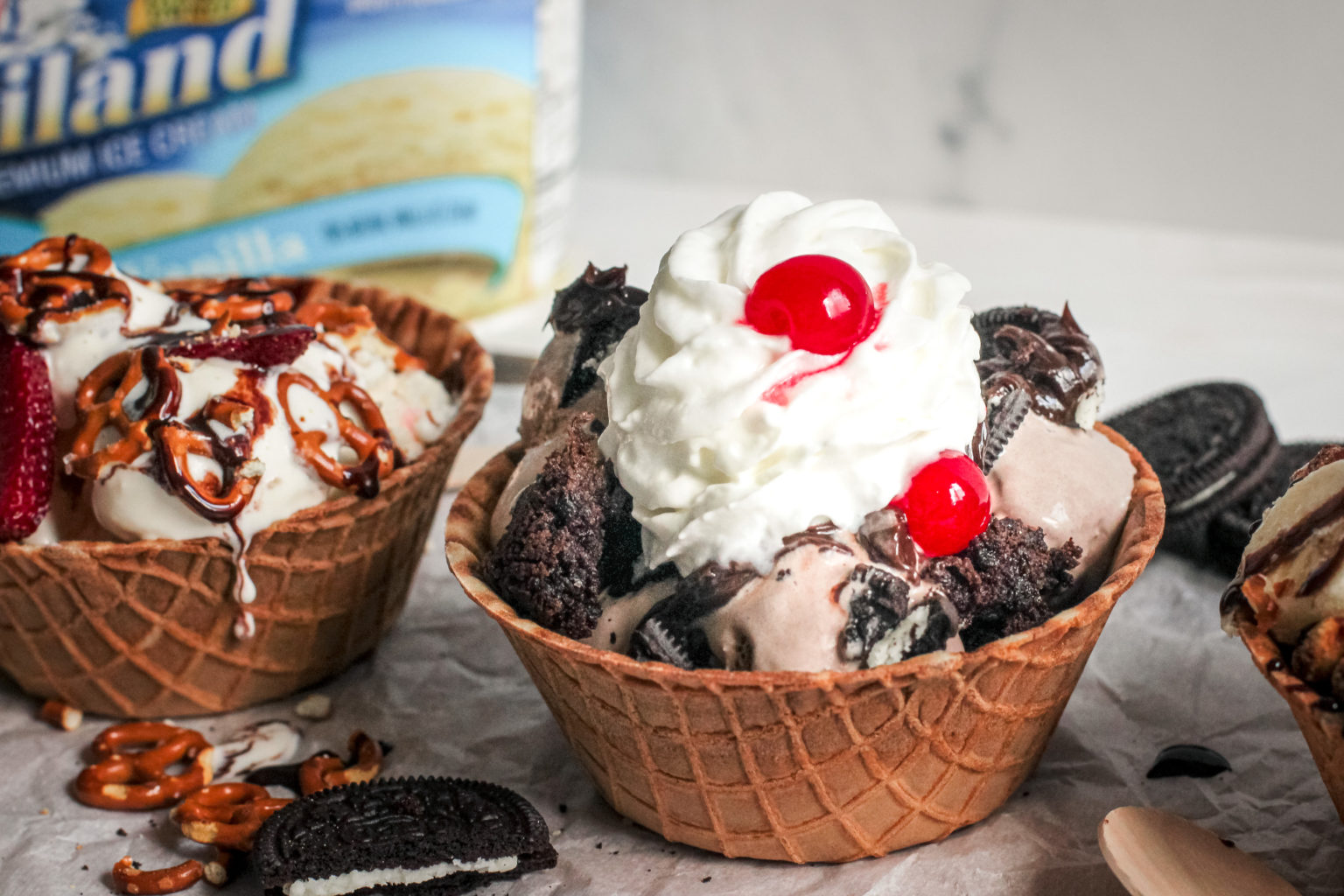 Ice Cream Sundaes with Hiland Dairy Ice Cream - Lolo Home Kitchen