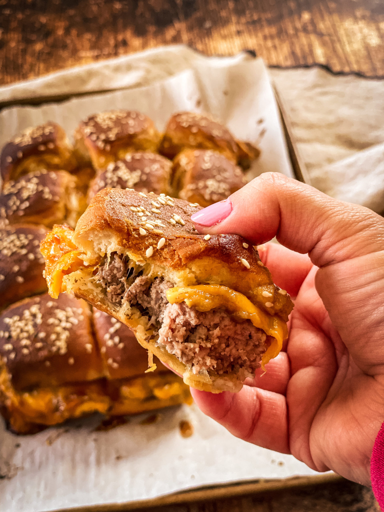 Cheeseburger Sliders - Lolo Home Kitchen