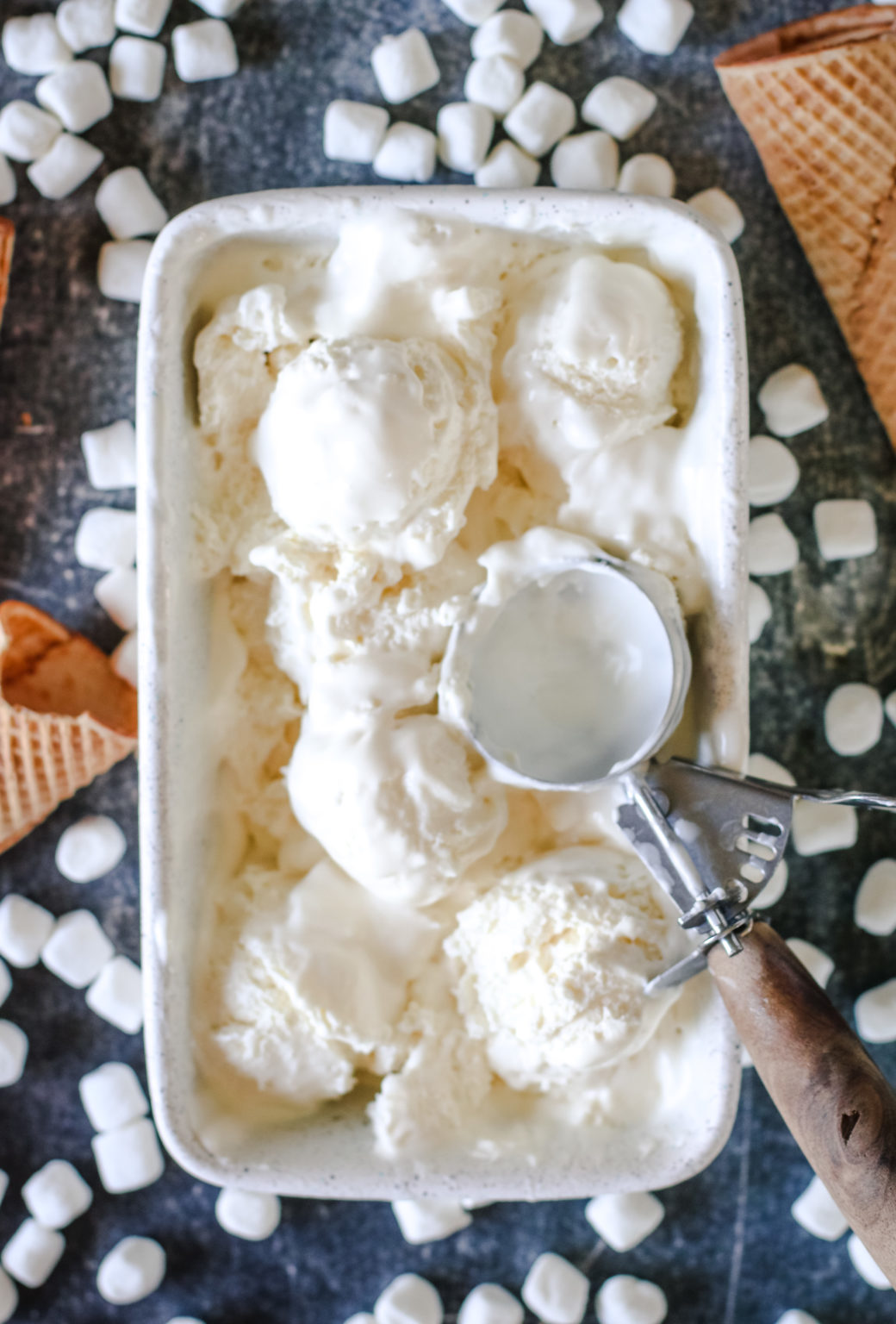 No Churn Marshmallow Fluff Ice Cream - Lolo Home Kitchen