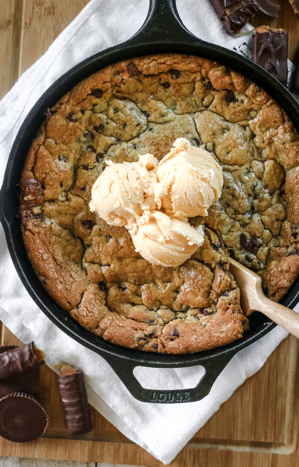 Skillet Candy Bar Chocolate Chip Cookie - Lolo Home Kitchen