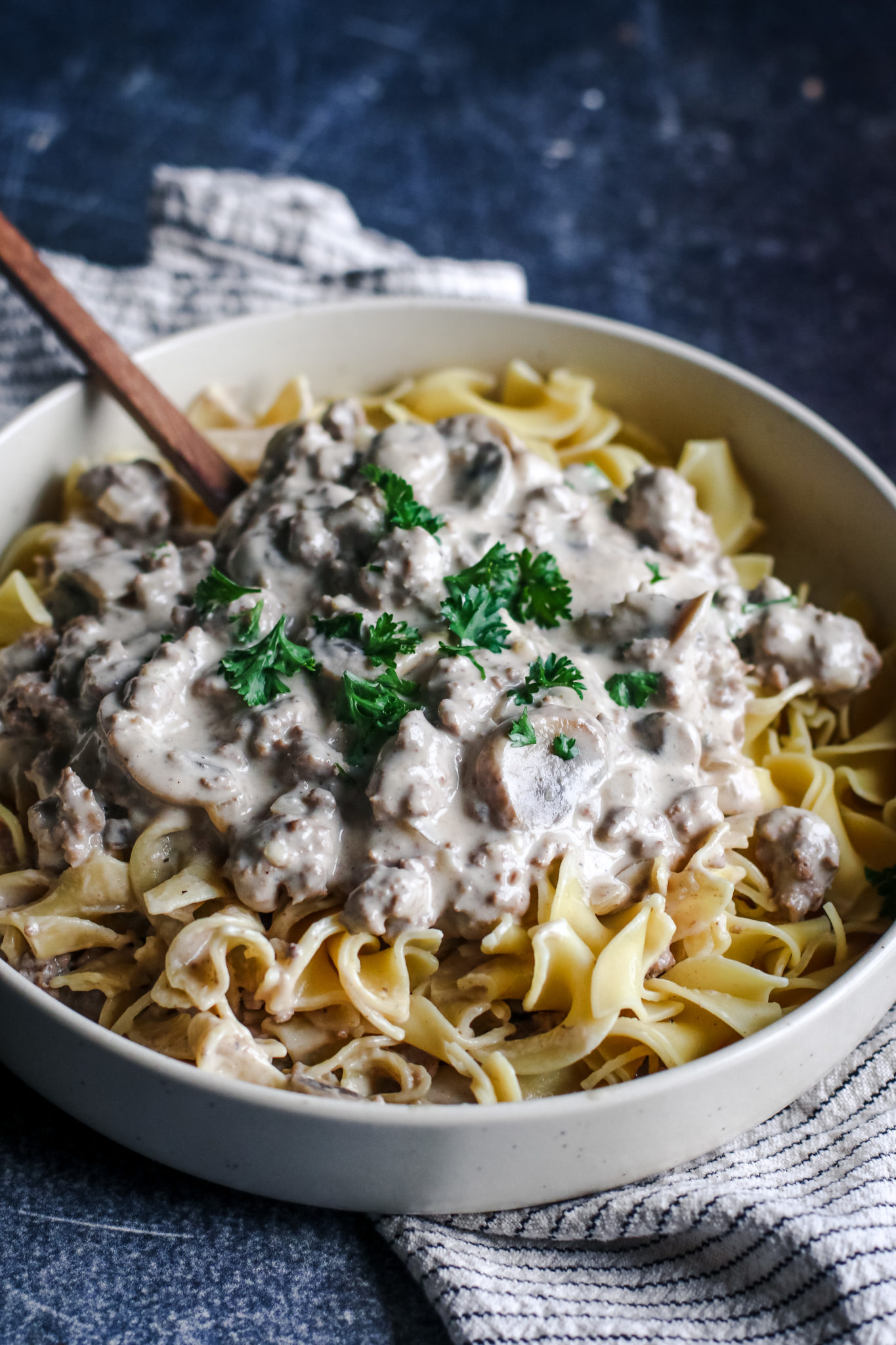 One Pan Ground Beef Stroganoff - Lolo Home Kitchen