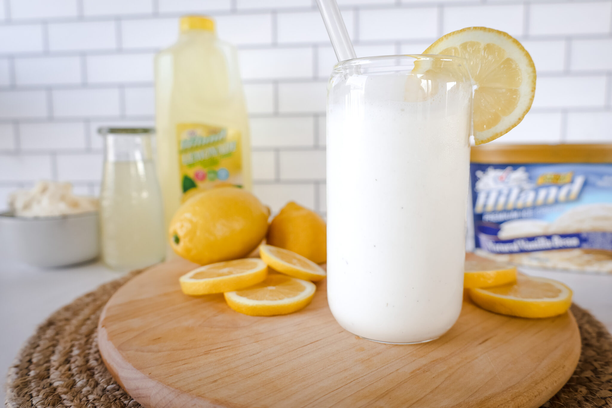 Two Ingredient Creamy Lemonade - Lolo Home Kitchen