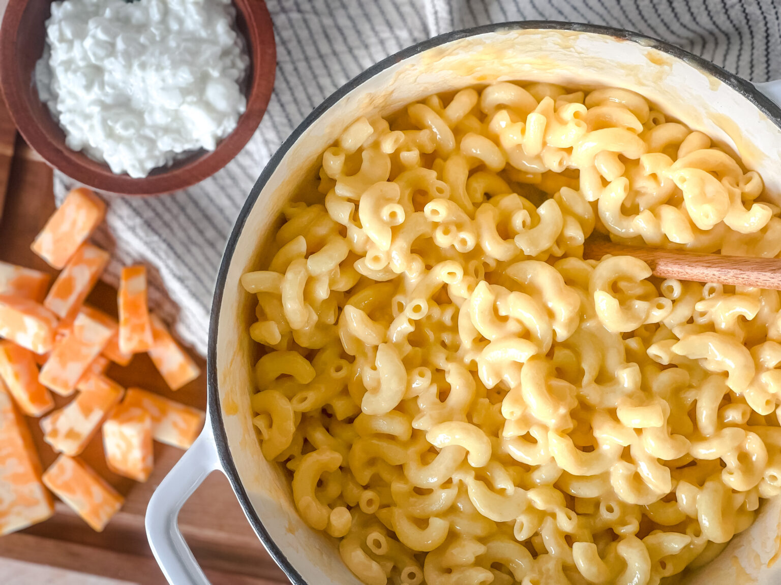Whipped Cottage Cheese Mac and Cheese - Lolo Home Kitchen