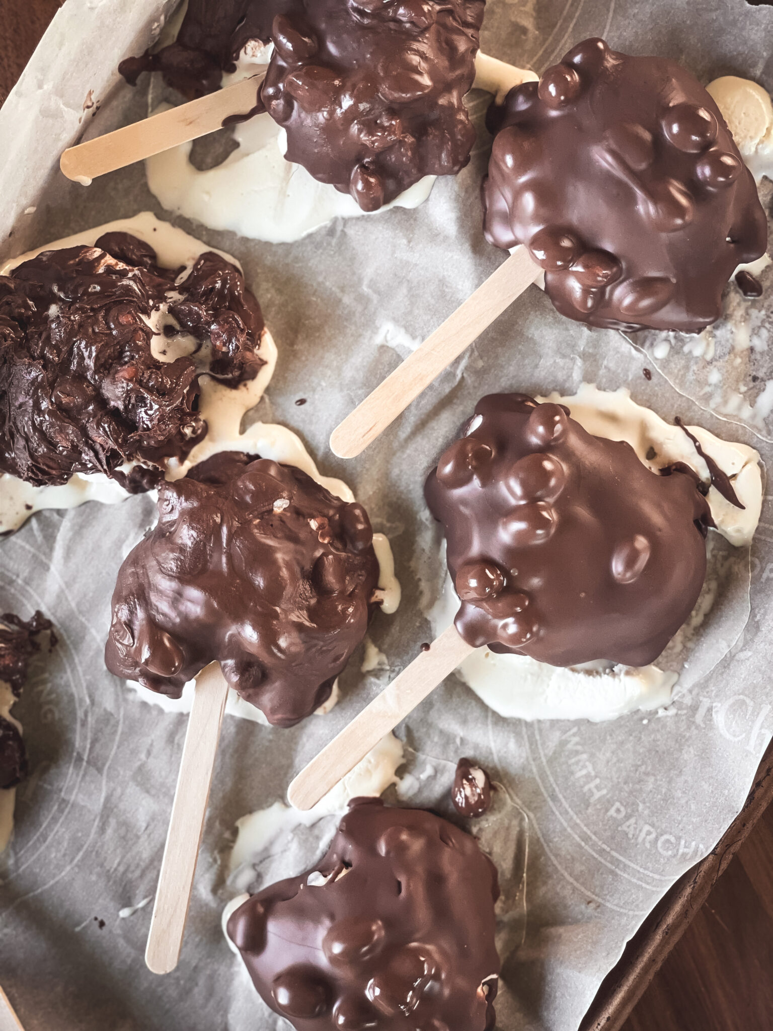 Peanut Buster Ice Cream Bars - Lolo Home Kitchen